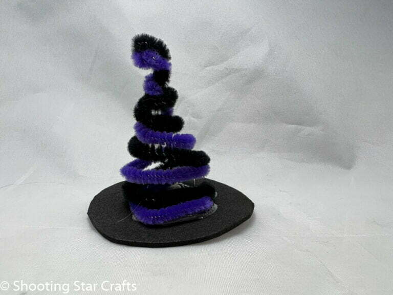 Pipe Cleaner Witch Hat - Shooting Star Crafts
